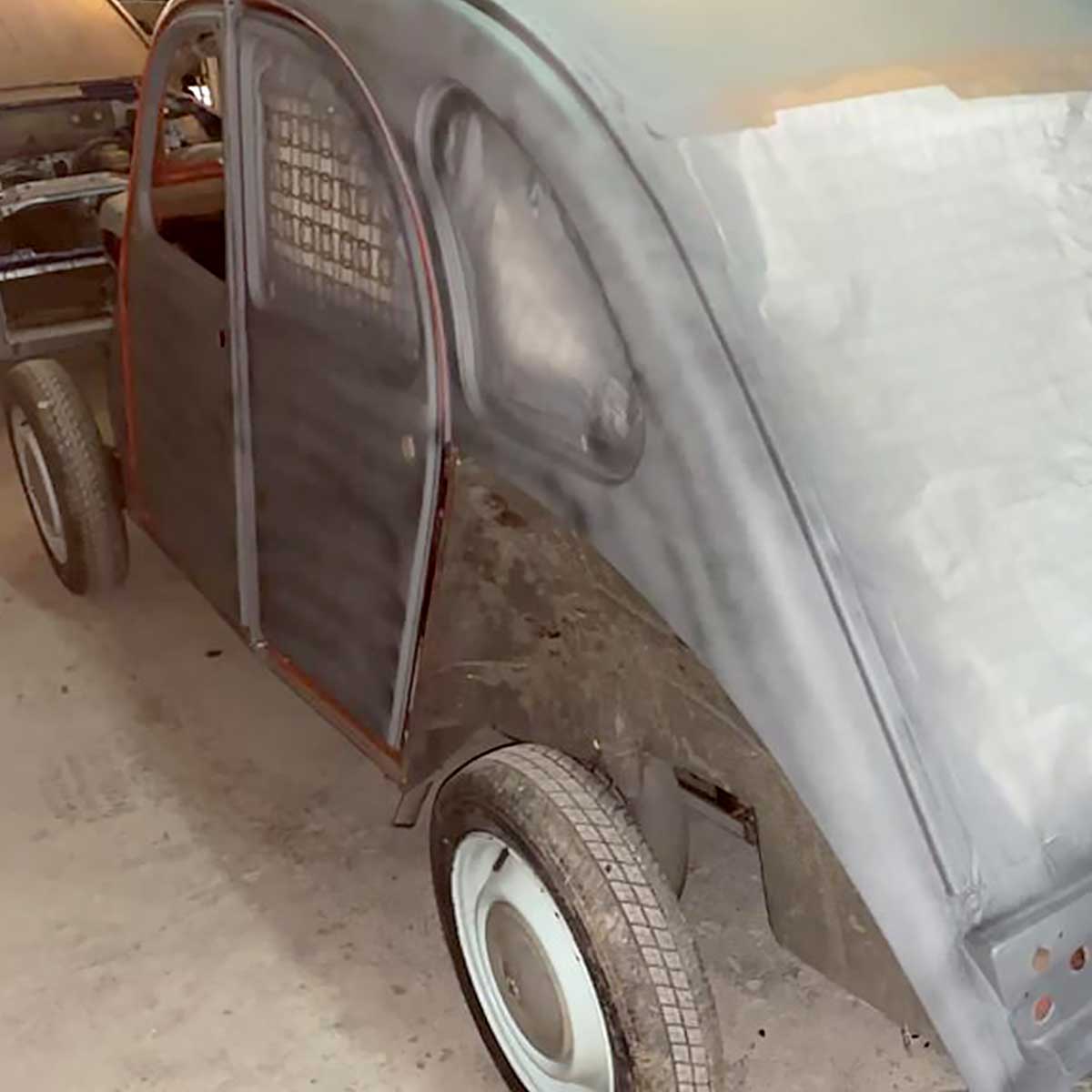 Citroën 2CV – Cat Classics Garage